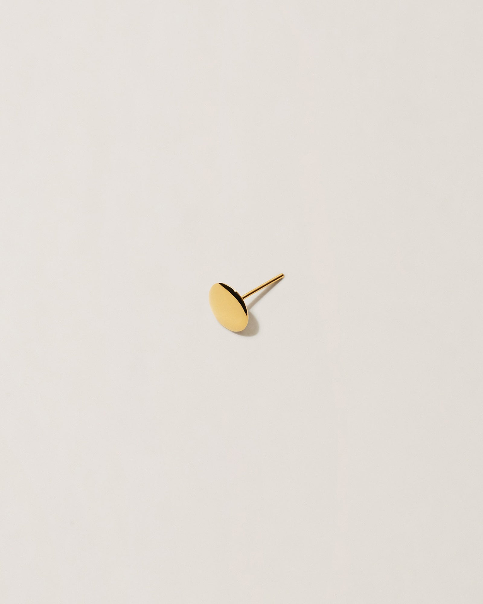 GLEAM COIN LIGHT PIERCED EARRING - K24P – SARARTH